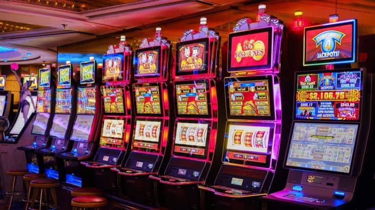 Alex, hacker russo que ganha milhões a “abusar” das slot machines
